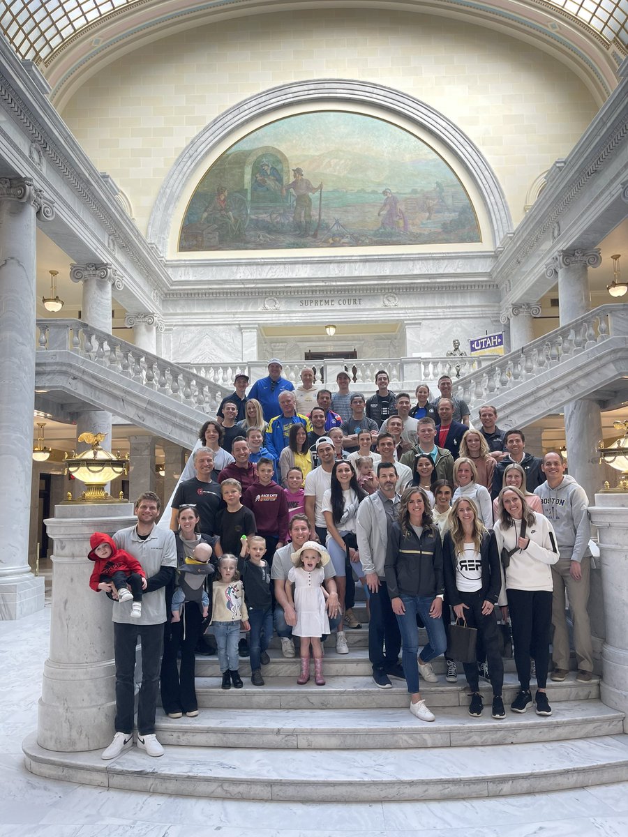 RunEliteProgram on Twitter: "Boston Sendoff. Such an awesome event to have many of the runners ...