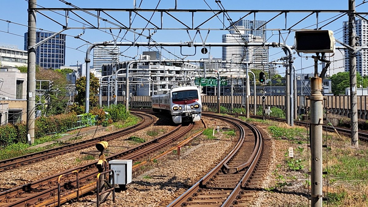 中央線撮り鉄∬ on Twitter: "#いいねした鉄道ファン全員フォローする 中央線を中心に信濃町駅で撮影しました。 209系 E491系 E233系 E353系"