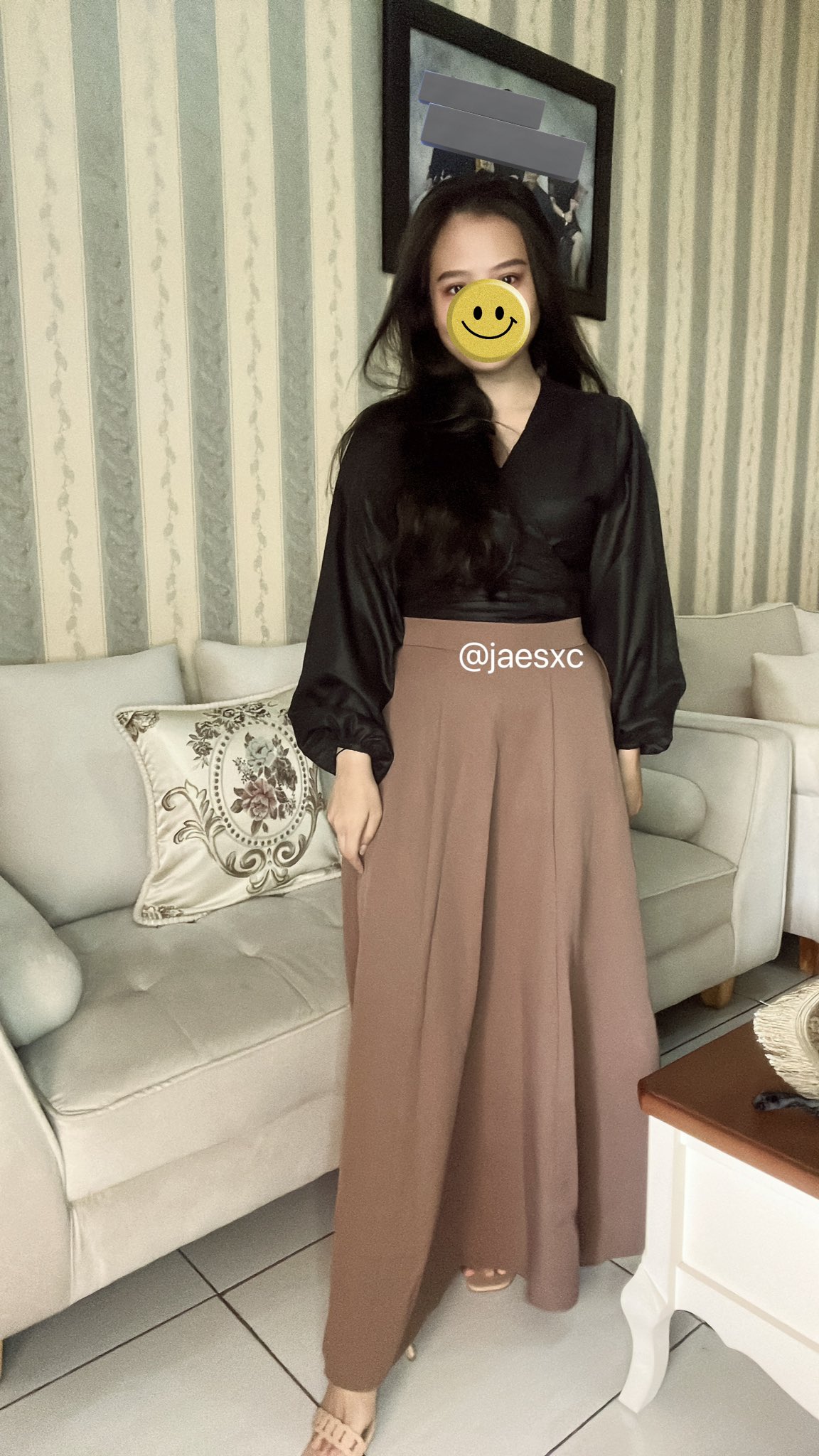 bubu. on Twitter: "Everything about this skirt screams perfection! All the details, bahannya ...