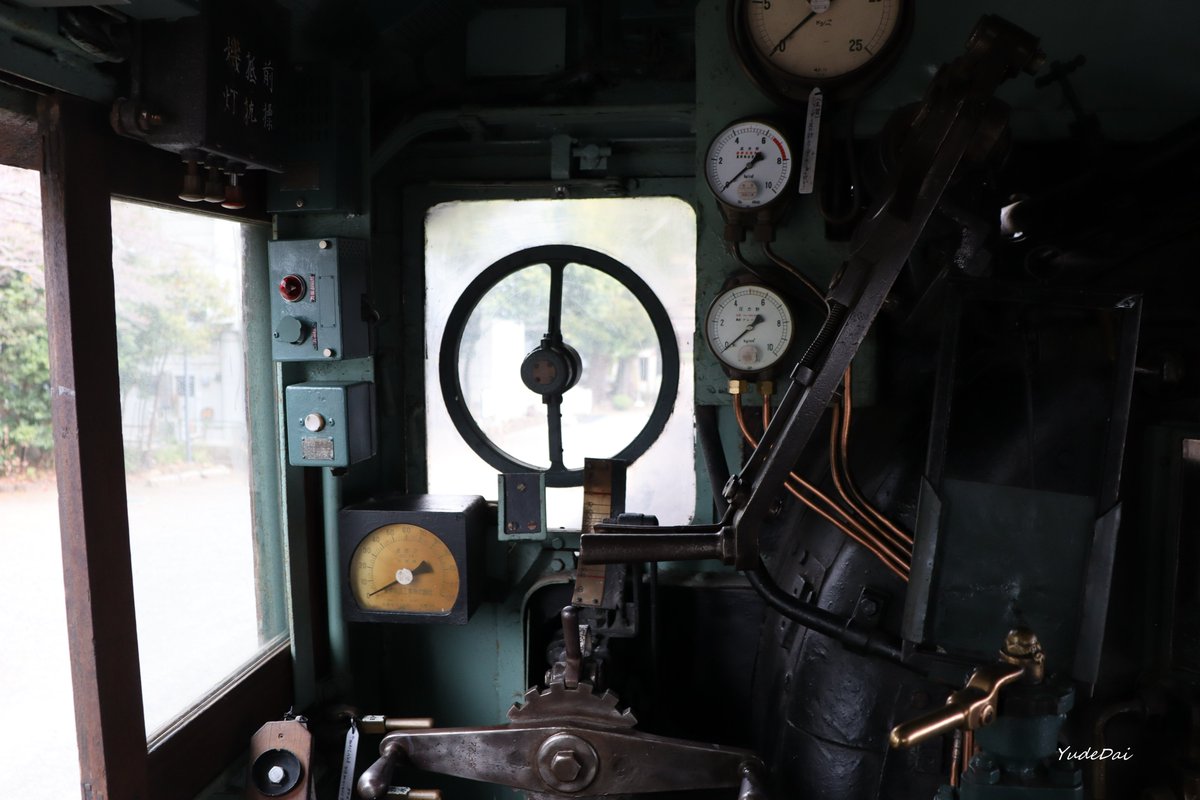 ゆでダイ on Twitter: "C58 322 三島市立公園の楽寿園で展示されている蒸気機関車 静岡県内では天浜線の前身である二俣線で活躍していたそうです 小さい頃から、楽寿園に行く度に見 ...