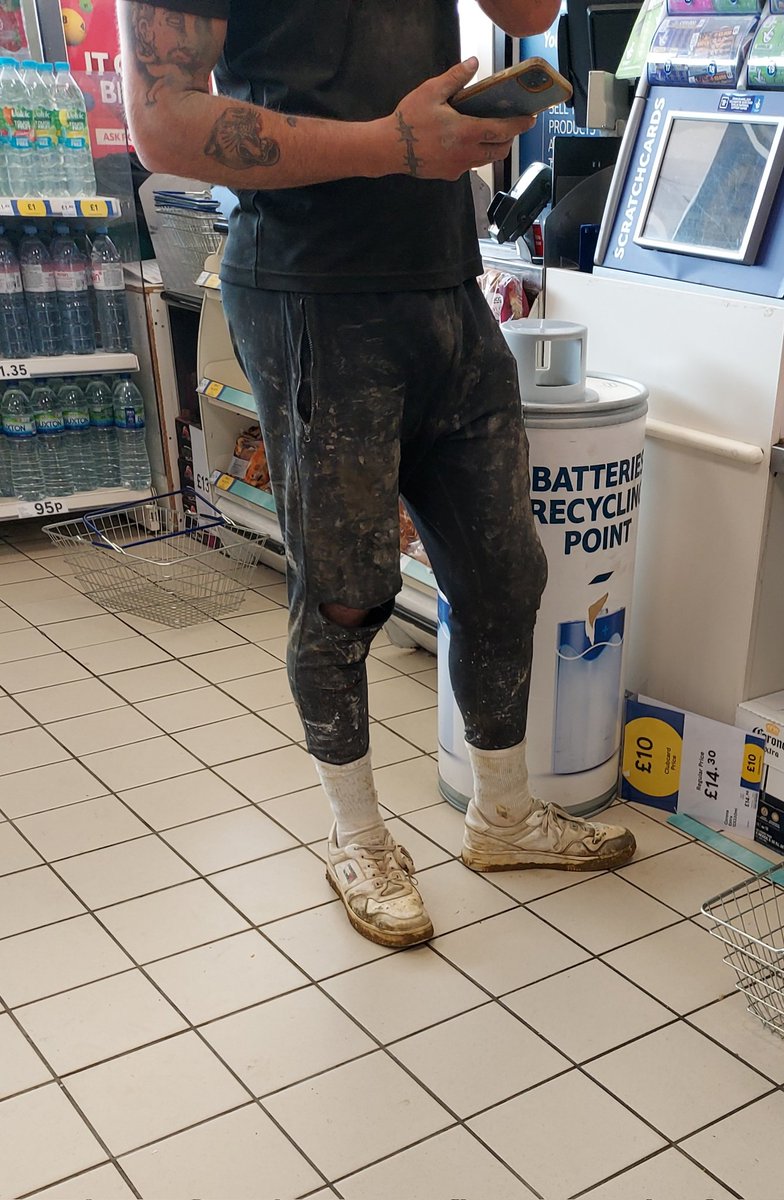 Glenn On Twitter Cutie Chav Scally Bubblebutt Bulge