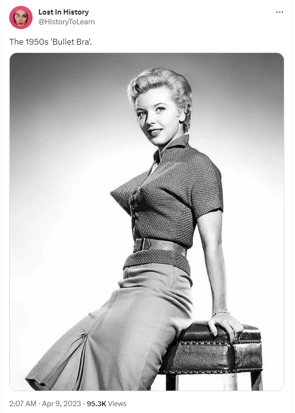 Wootmaster 🦓 on Twitter: "RT @fakehistoryhunt: This account has 4.5 million followers. That is a ...