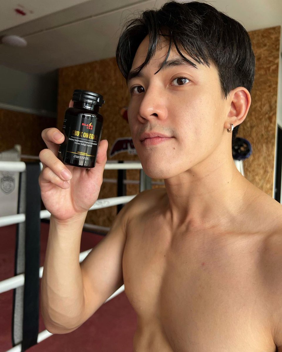 FotoFrenzy91 on Twitter: "Victor Zheng"