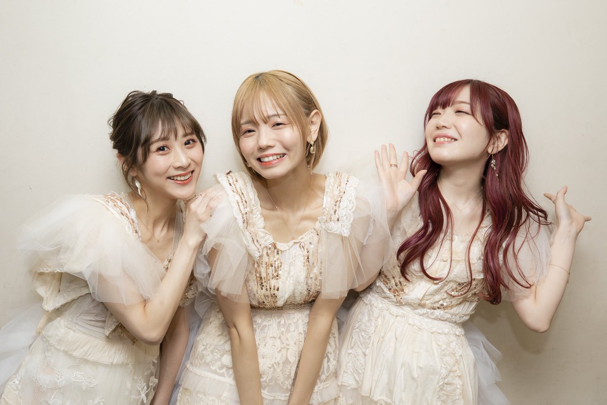 まなみ「まなみのりさ」広島⇄東京 On Twitter まなみのりさを、そしてまなみを 15年間ありがとうございました🥰🤍