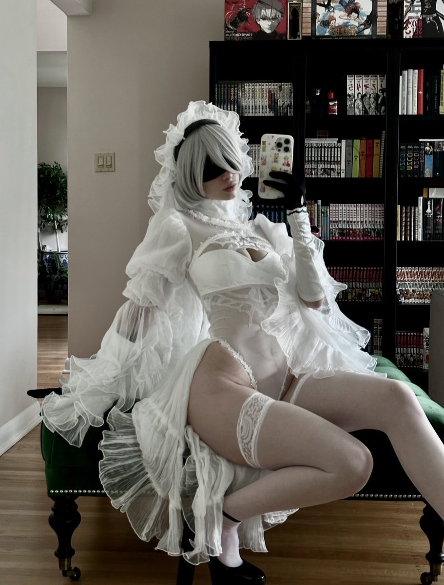NOE on Twitter: "2B"