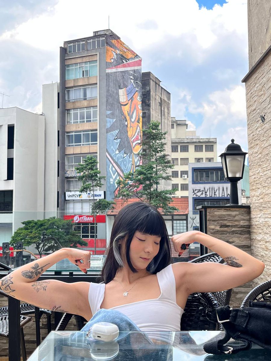 yoshie ⭐️ on Twitter: "Pov: date cmg e eu te mostro a curva mais bonita do meu corpo AS MINHAS ...