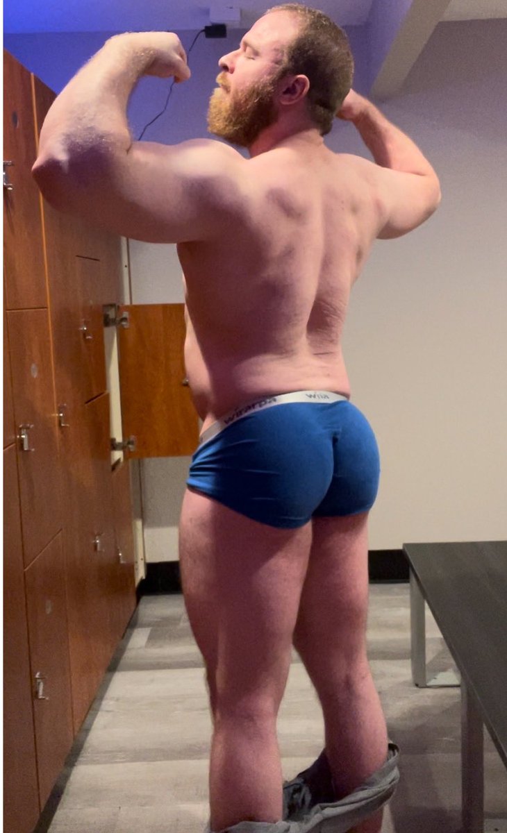 Pec_inspector on Twitter: "Dramatic poses only here"