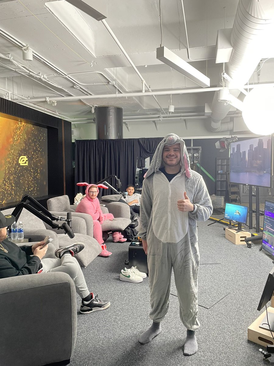 OpTic Ghosty on Twitter: "!LIVE http://twitch.tv/odanghosty"