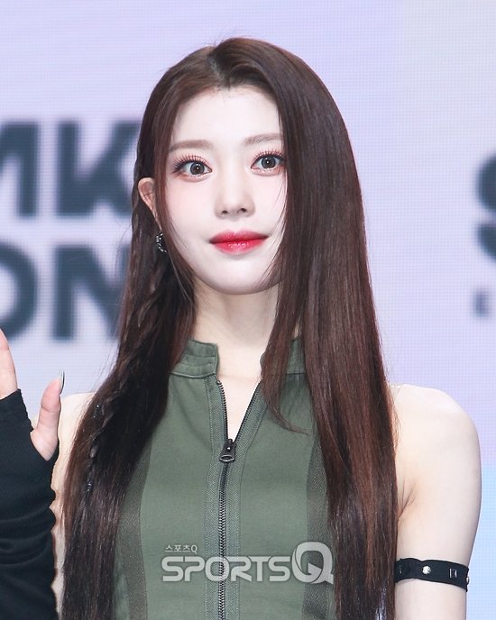 shen xiaoting pics 🦌 on Twitter: "📎https://naver.me/GjGzPihQ 📎http://stardailynews.co.kr/news ...