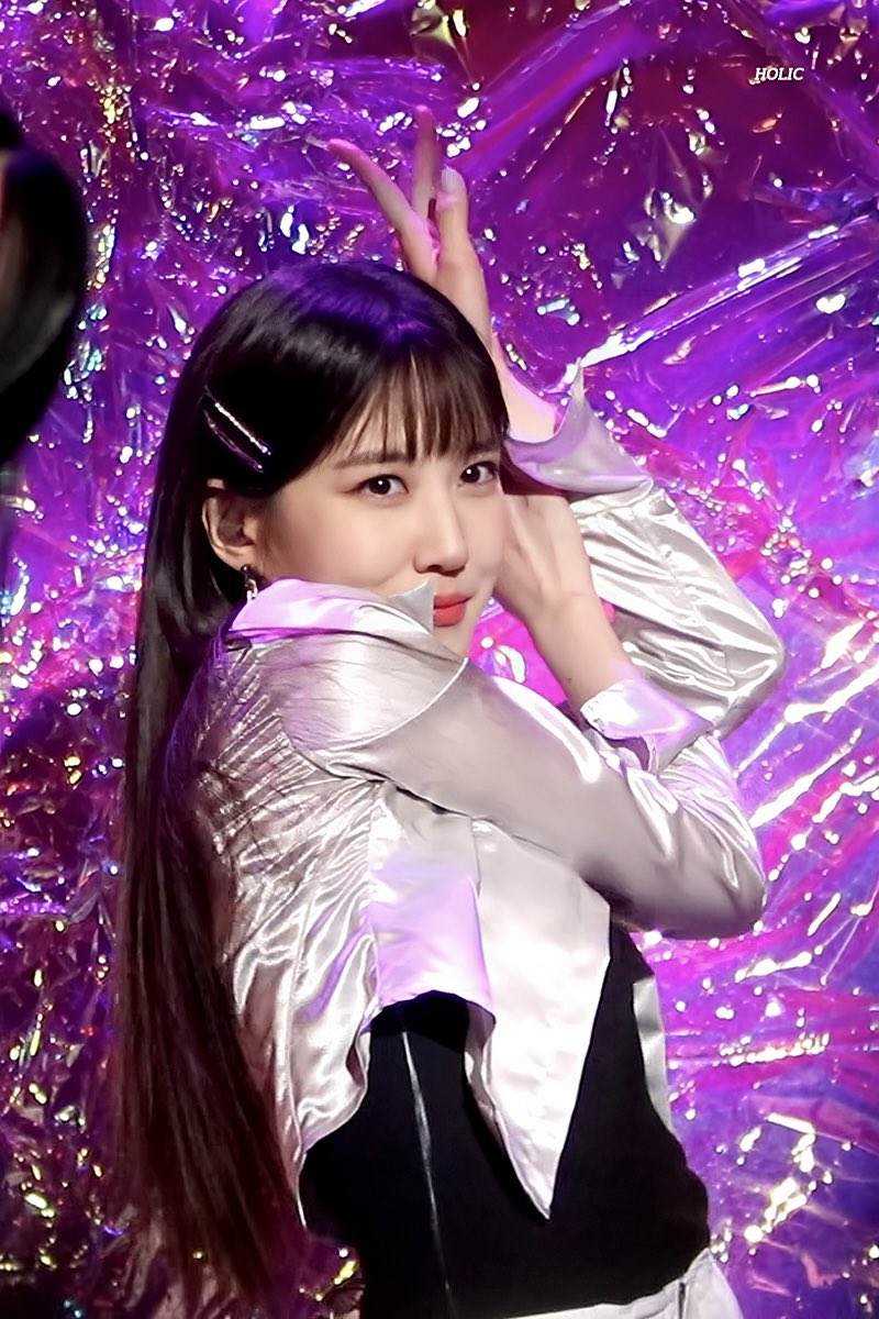 𝐇𝐨𝐥𝐢𝐜 on Twitter: "230409 박은빈 1st FAN PARTY 배우판에 뺏긴 아이돌 인재 박.은.빈 🐰 누가봐도 완전 아이돌인데요?! 🩷💚 #박은빈 ...