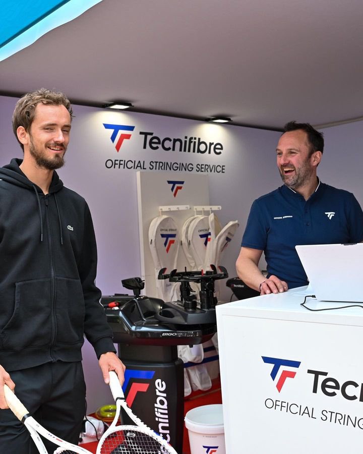 端 haji on Twitter: "RT @dmedvedevfans: Tecnifibre Family in Monaco 🇲🇨💪🏻 @DaniilMedwed x @tecnifibre"