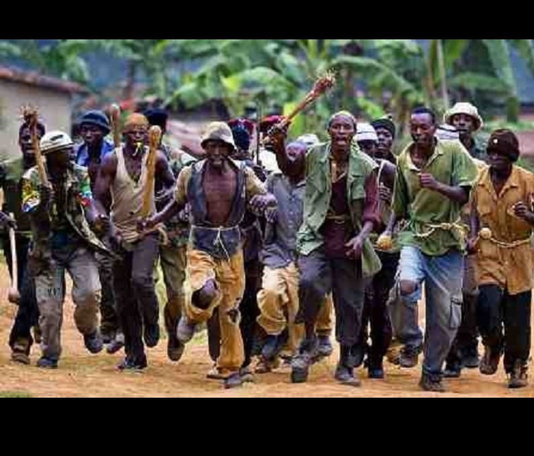 Uniforme Interahamwe Cogebanque Pays Tribute To Victims Of The