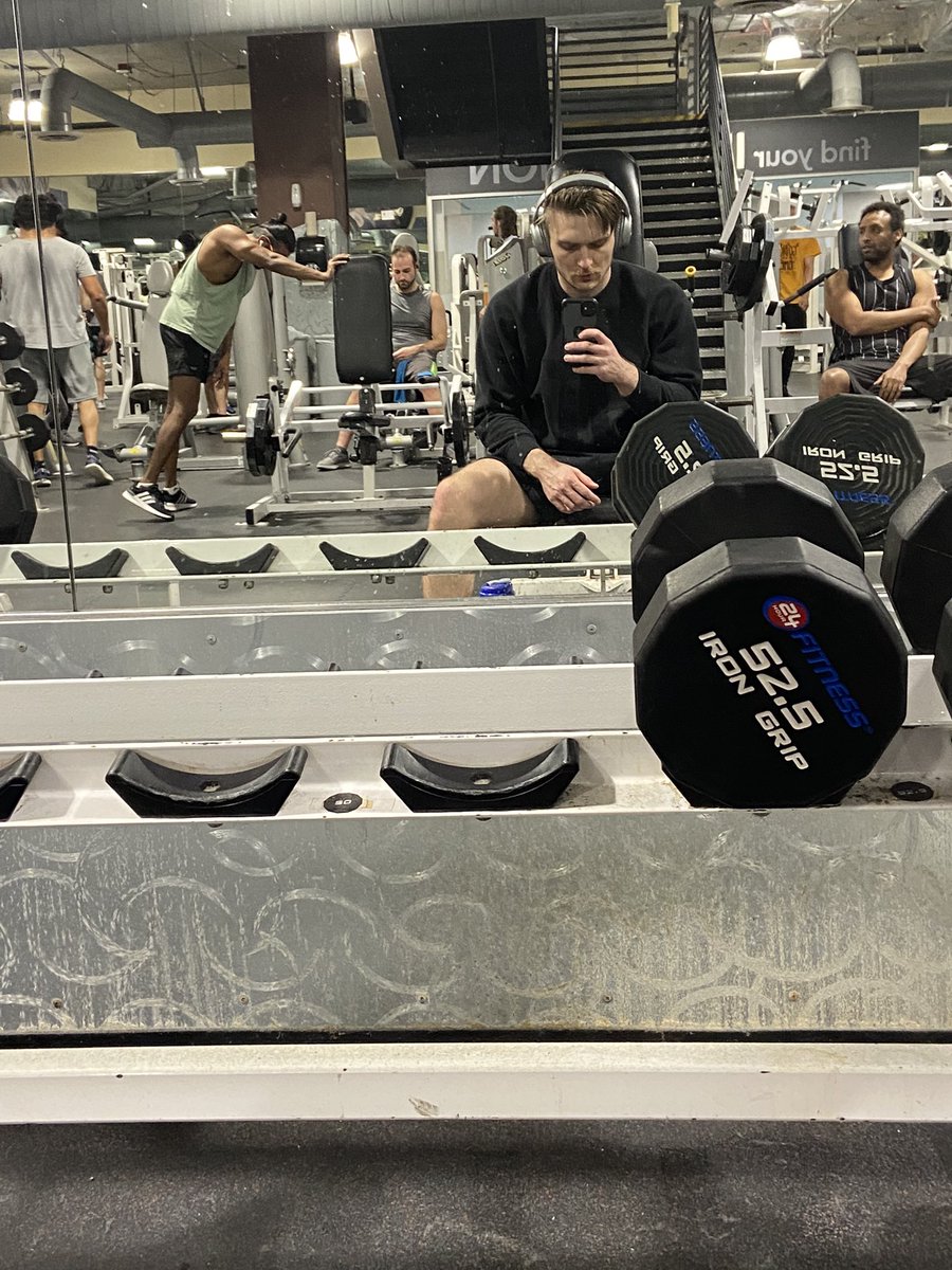 Melkey on Twitter: "My weights never rust on me"