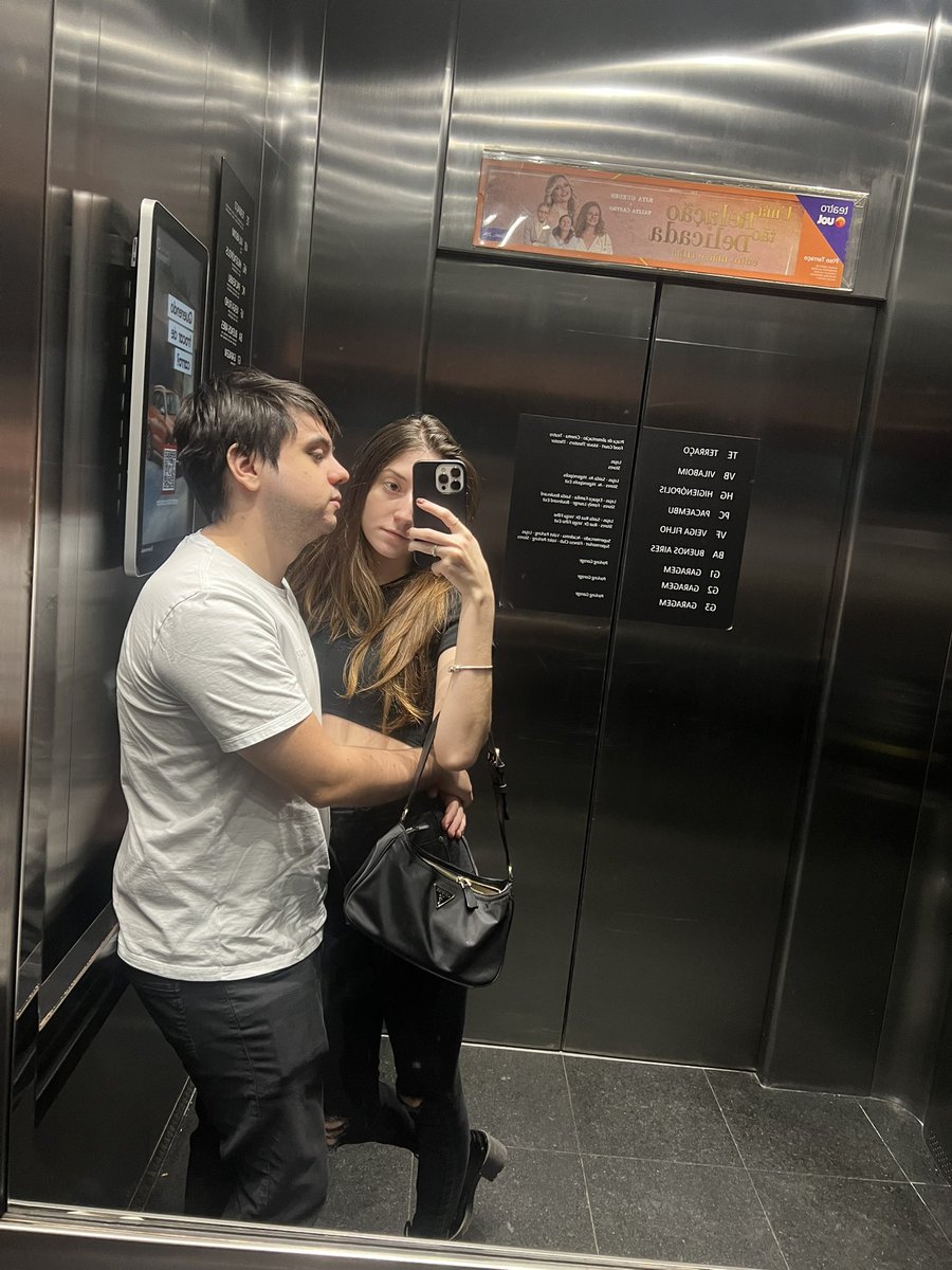 naxy 🌷 on Twitter: "👅 💕"