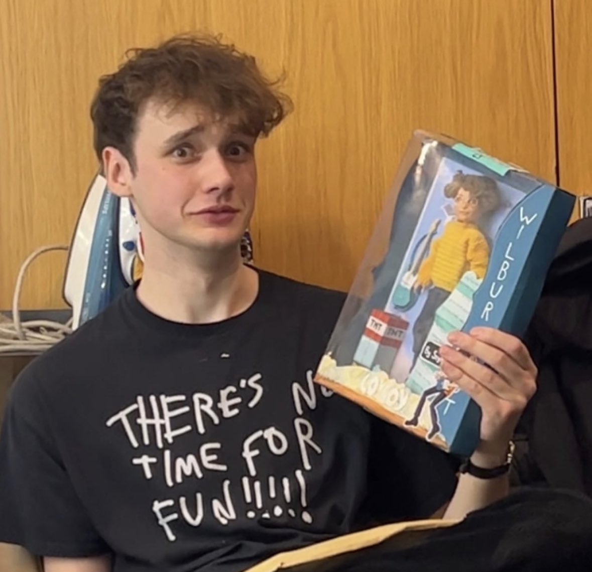 Wilbur Soot Updates π On Twitter Wilbur Is In Ashs Instagram Post