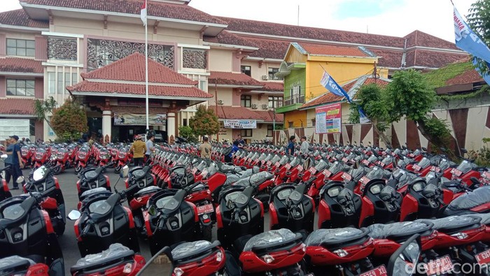 detikcom on Twitter: detikcom on Twitter: