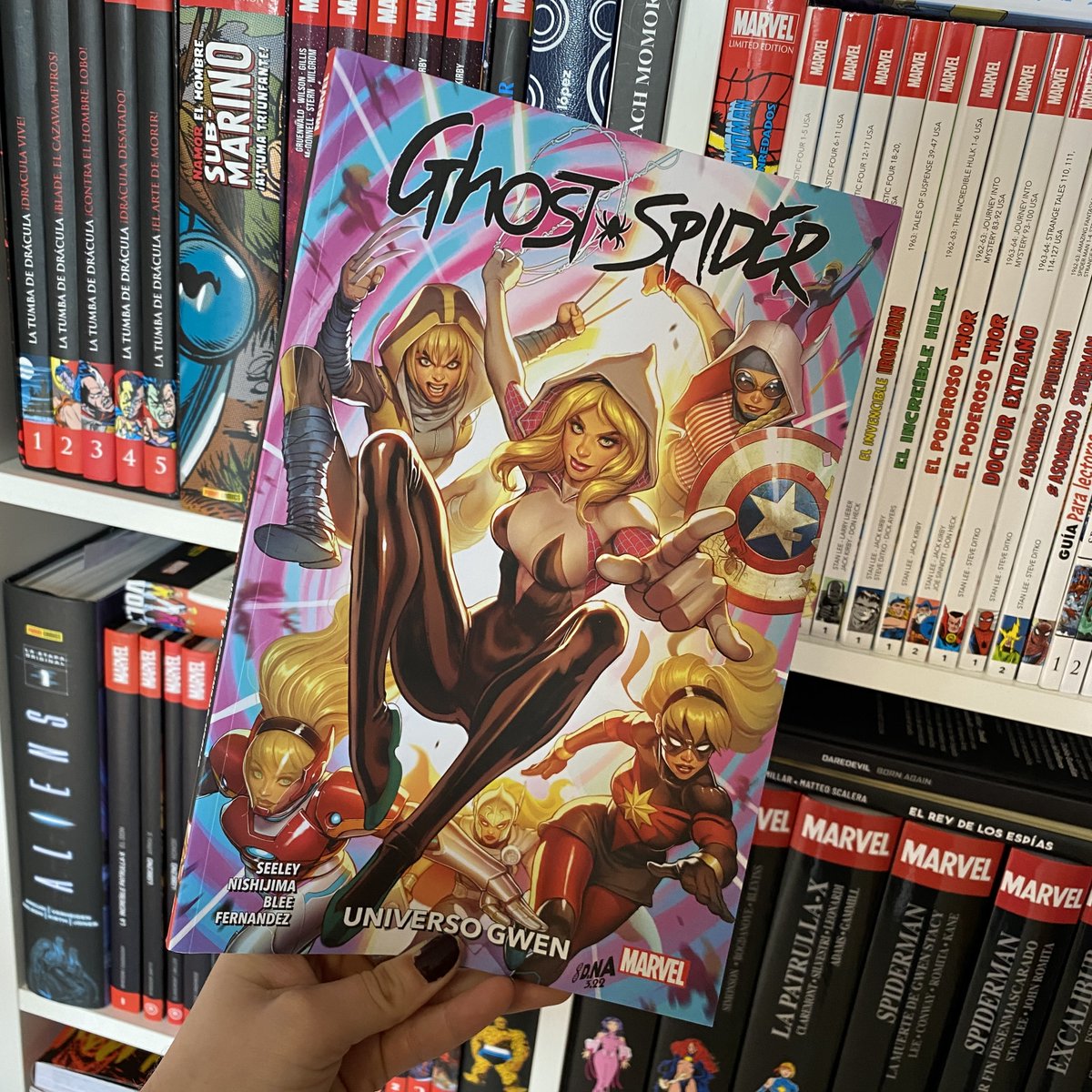 Panini Cómics España on Twitter: "#panini13del4 Novedad. Jueves disponible. · Ghost Spider 5 ...