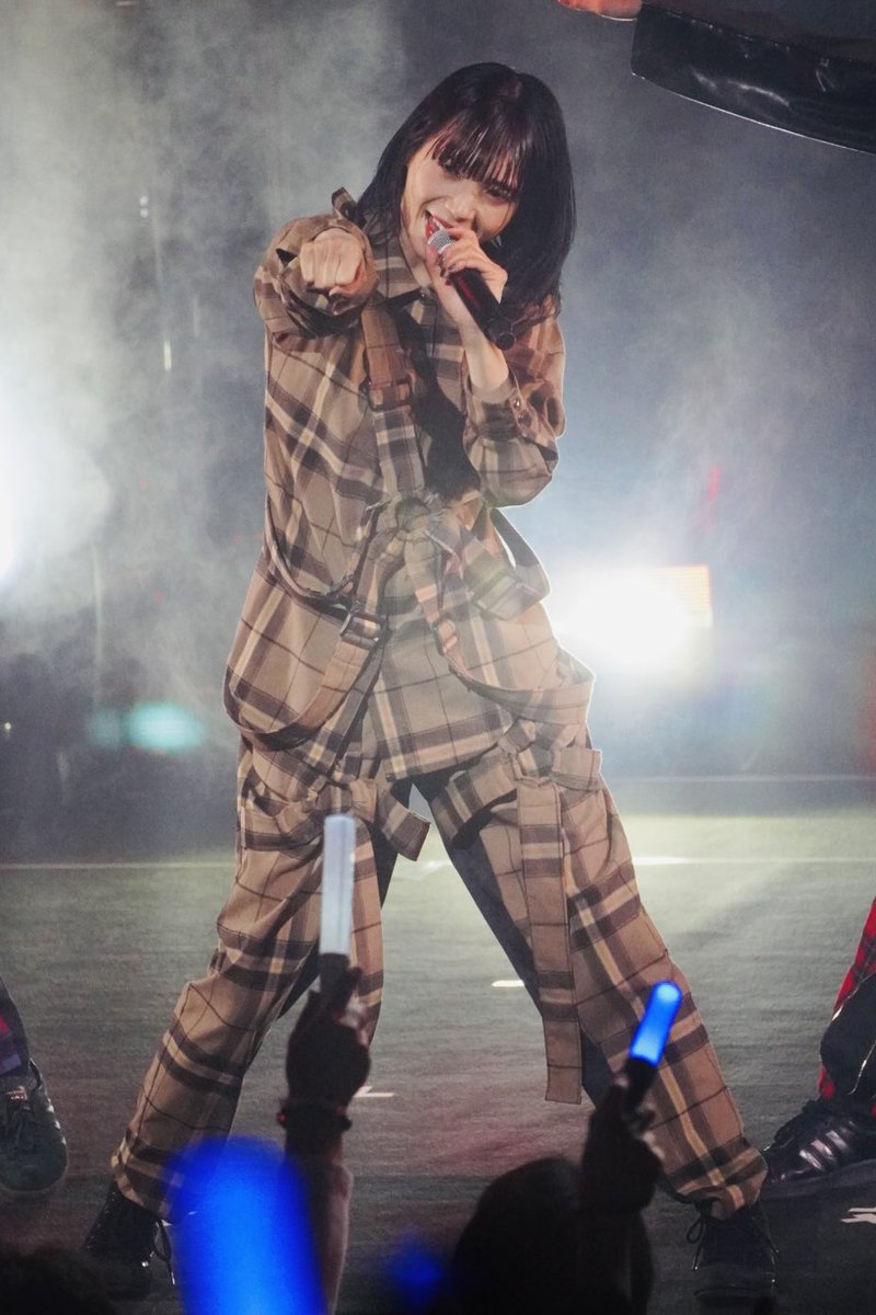 アユ肉・D on Twitter: "BiSH沼津おわったー！ ByeByeShowの前のMCでリンリン泣いちゃうし あとのMCでも家族が来てる前で落ち着かなくて歩き廻っちゃうしw ピンクに ...