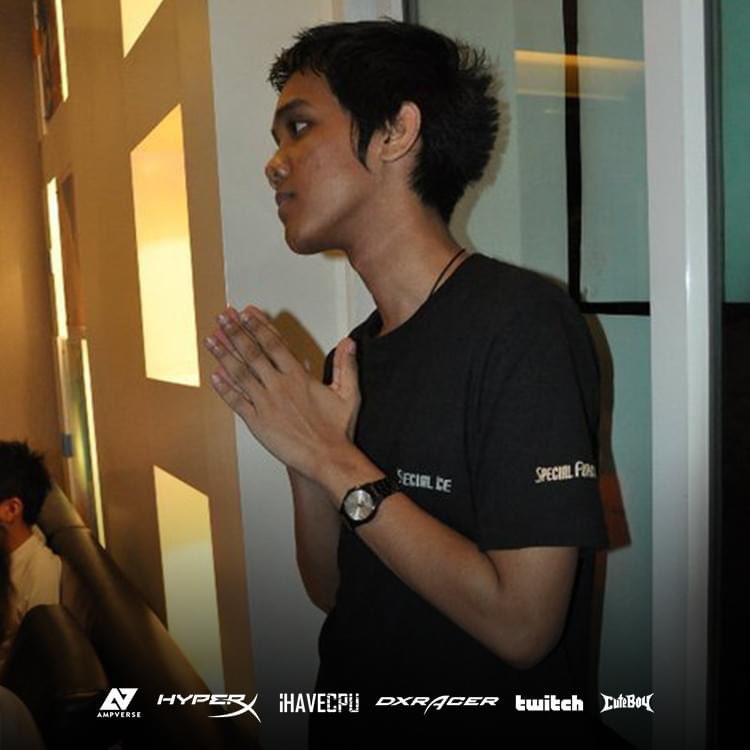 MiTHeSports on Twitter: "อีกี้ x MiTH ยุค Y2K !! ️ #MiTH #Y2K"