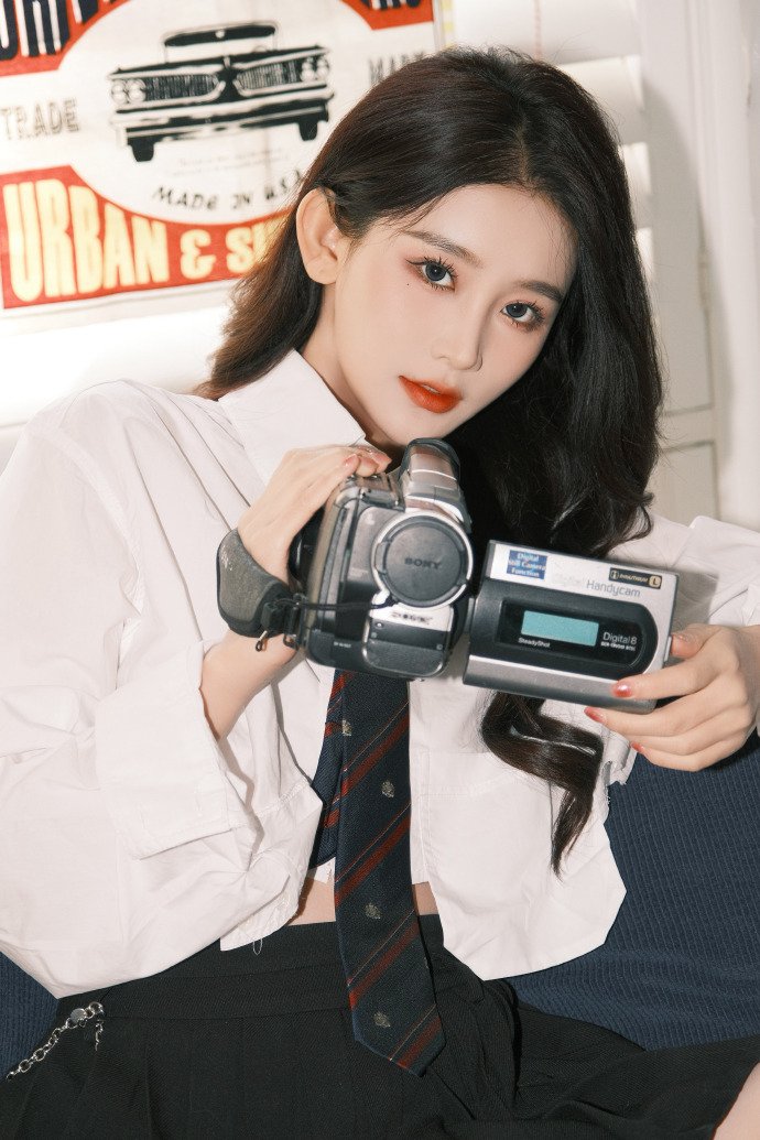 Zhou Shiyu pics! on Twitter: "230411 | weibo update #SNH48 #ZhouShiyu #周诗雨"