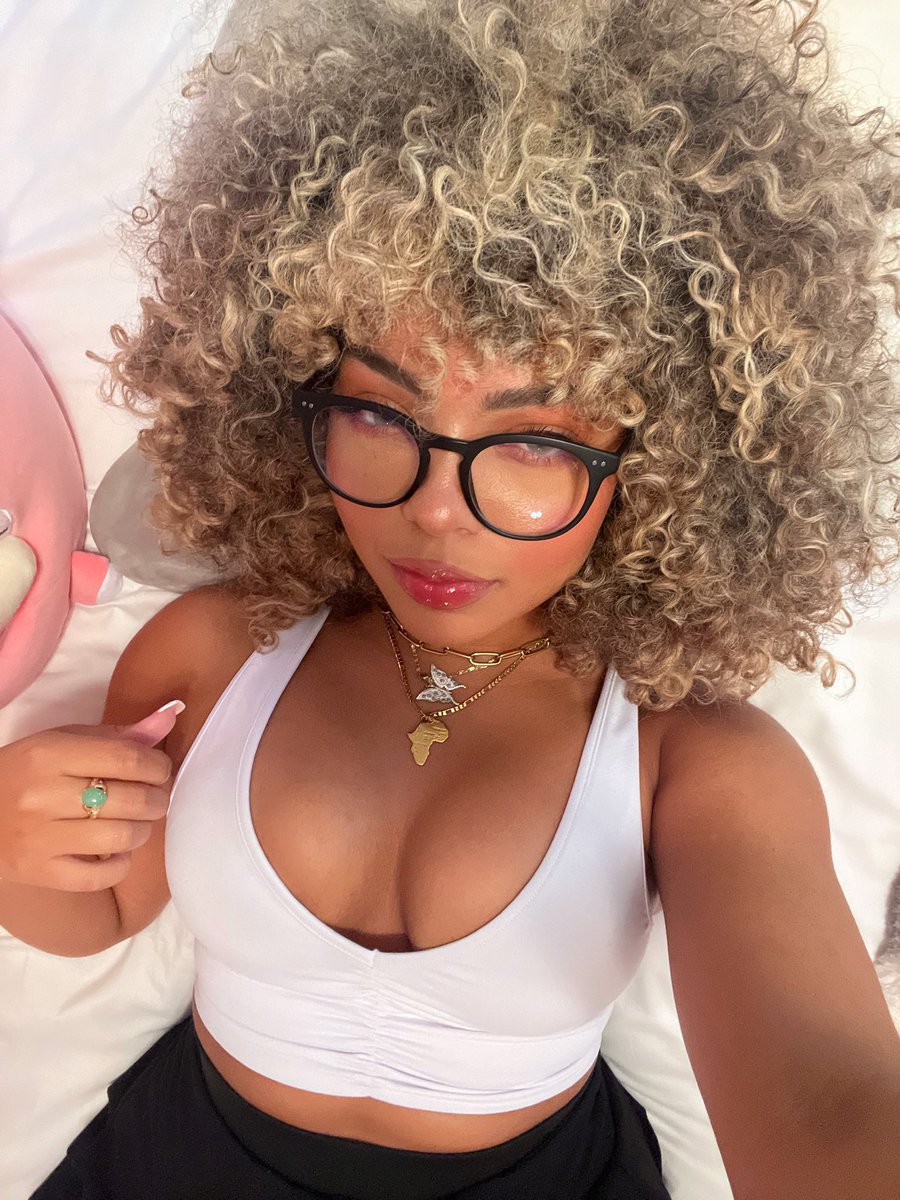 𝓜𝓲𝓰𝓰𝔂 on Twitter: 𝓜𝓲𝓰𝓰𝔂 on Twitter: