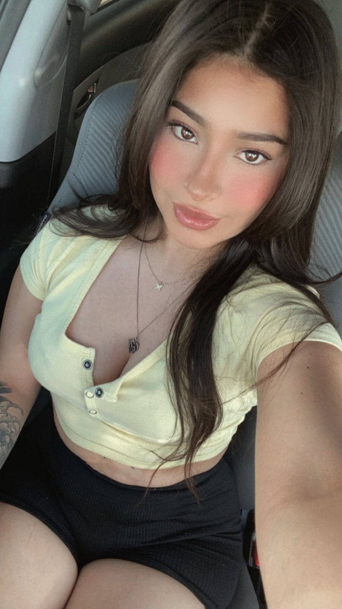 BRIA on Twitter: "necesita un poco de mí 💛"