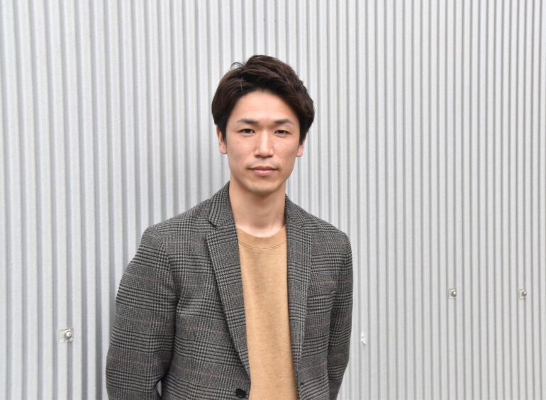 ローチケ演劇部 On Twitter 📢インタビュー到着 東京・シアタートラムで上演中 舞台『 ブレイキング・ザ・コード 』 プロデューサー・ 笹岡征矢 を直撃! 📕続きをよむ👇