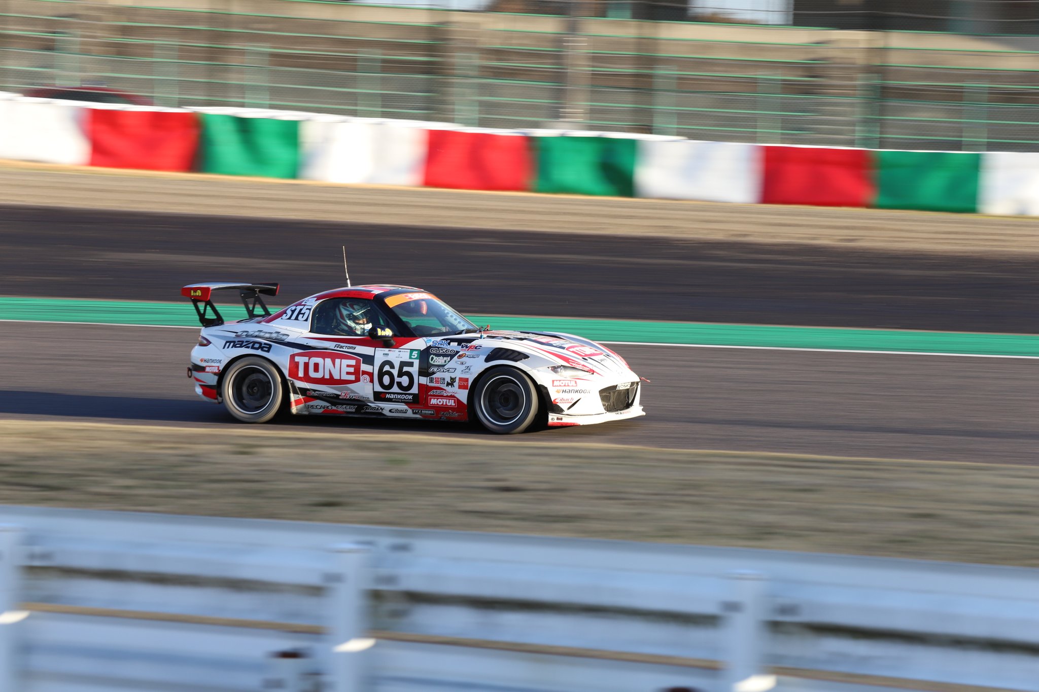 VIPER_ on Twitter: "#S耐 #Rd1鈴鹿 #スーパー耐久 #鈴鹿サーキット #65号車 #STー5クラス #Hankook Tire Motorsports #ENEOS ...