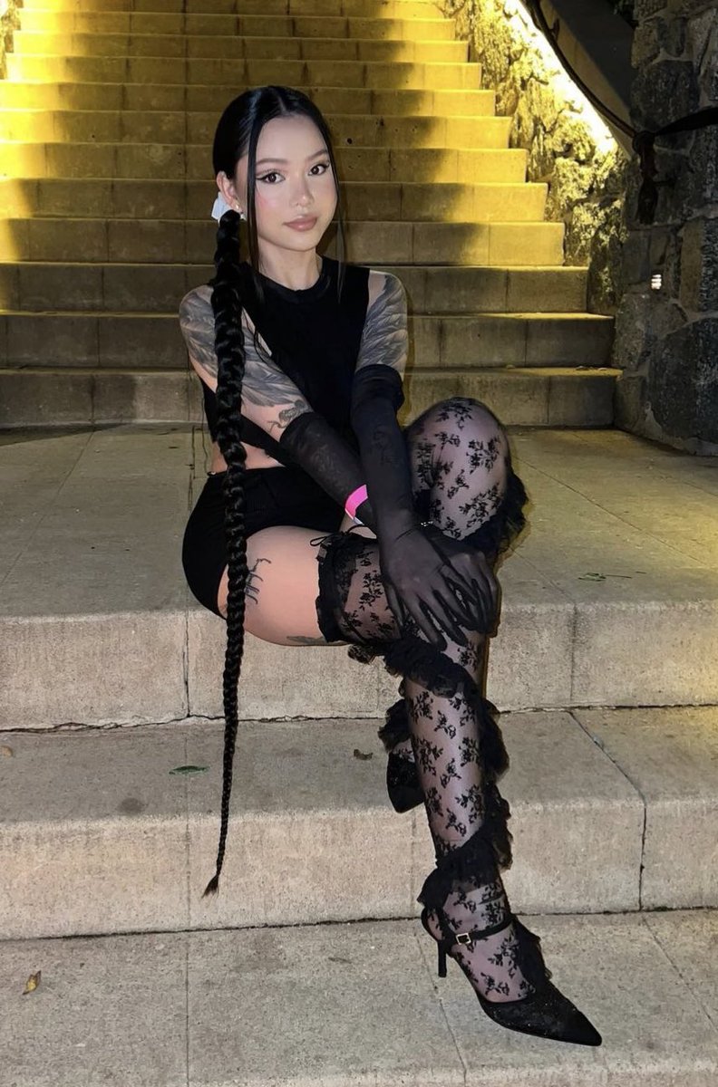 Sexy Ass Celebs On Twitter Bella Poarch
