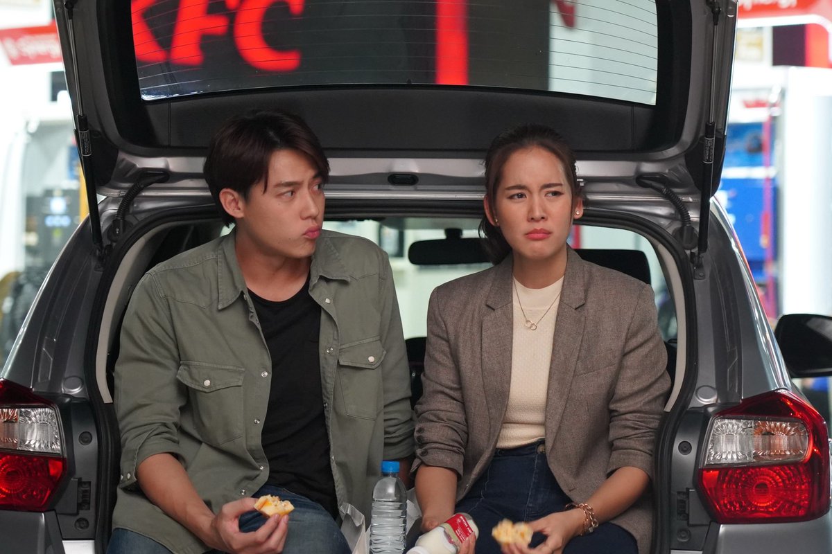 โบว์ เมลดา on Twitter: "RT @MakerJgroup: คู่นี้เค้ากินจริงจังดีนะ 555 #ใต้เงาตะวันEP5"