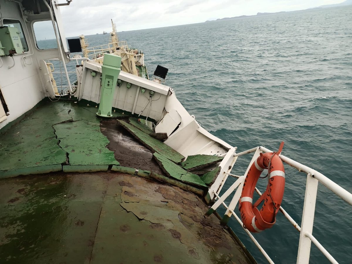 TNI Angkatan Laut on Twitter: "Prajurit dari Lanal Banten diterjunkan guna melaksanakan ...