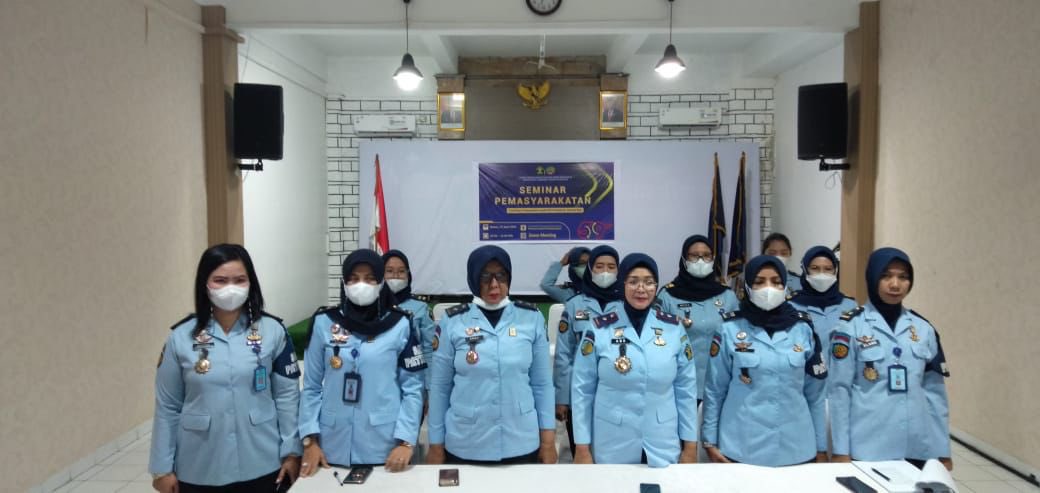 Lapas Perempuan Jakarta on Twitter: "Kepala Lapas Perempuan Kelas IIA Jakarta beserta seluruh ...