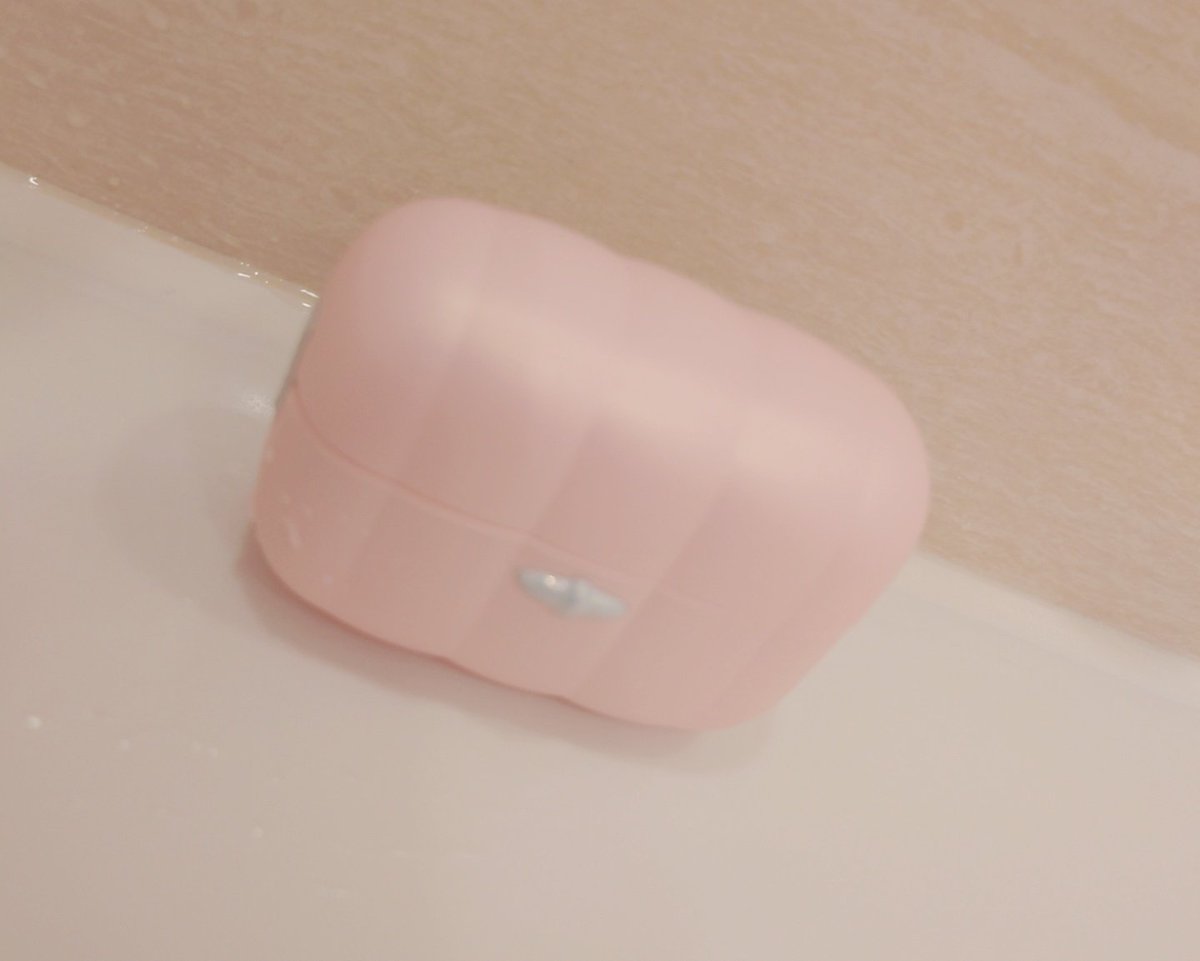 ワイヤレスイヤホン型👀例の吸うやつ 岡田 ゆい☆ファンティアみてね🙏 @dtyui2020