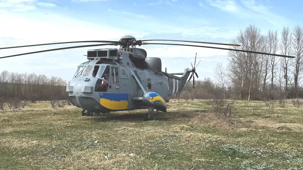 Kruku on Twitter: "Ukraiński śmigłowiec WS-61 Sea King, jedna z 3 maszyn których przekazanie ...
