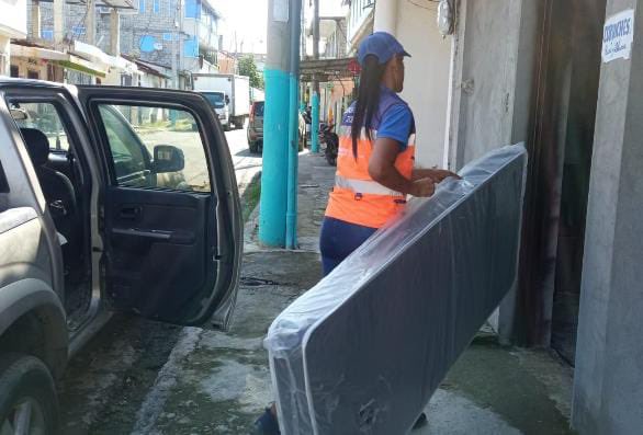 Riesgos Ecuador On Twitter Esmeraldas Entregamos Asistencia
