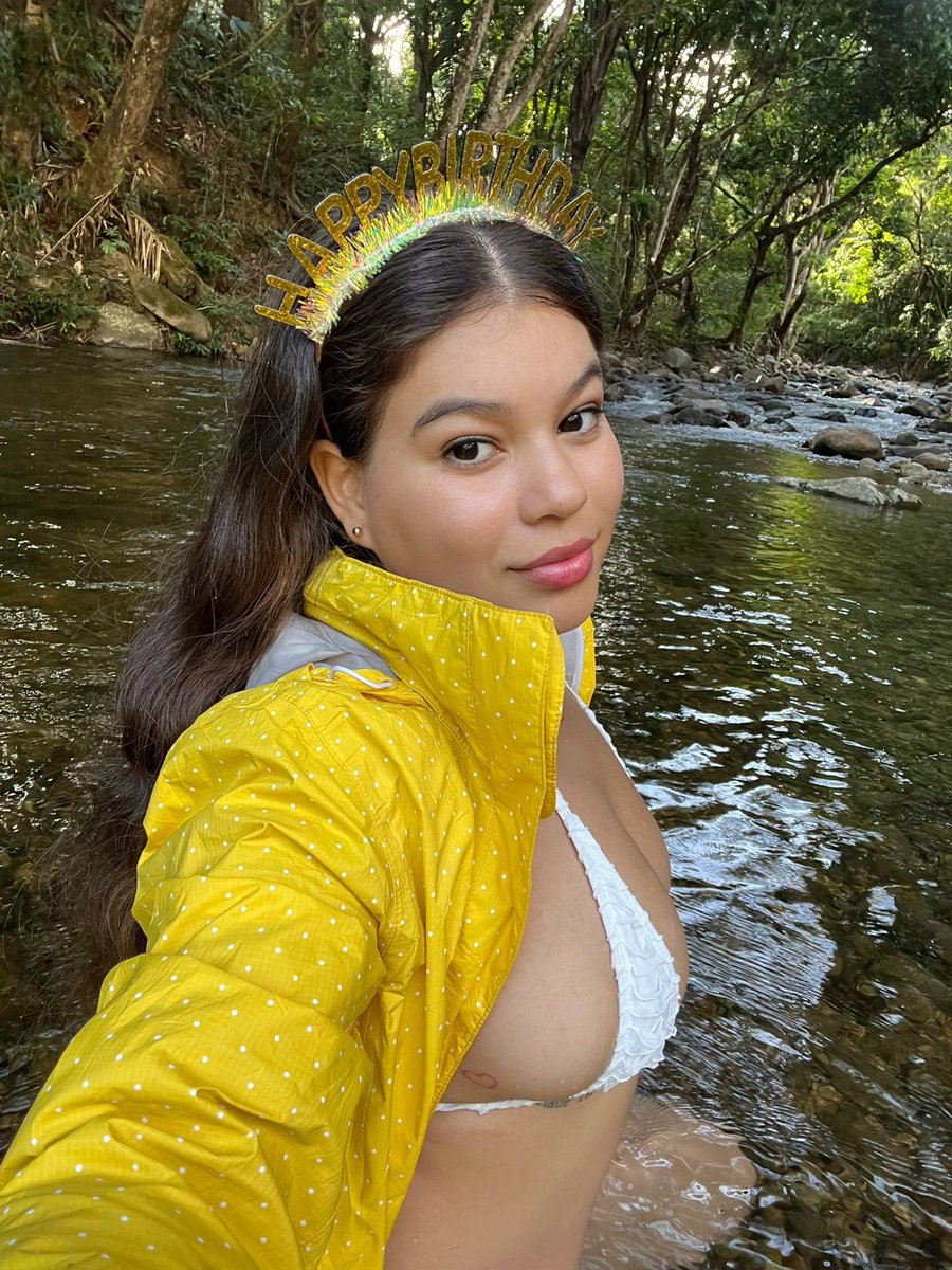 Yaneth Marín 🇵🇦 on Twitter: "Que bonita es esta vida😍 http://onlyfans.com/yanethmarin"