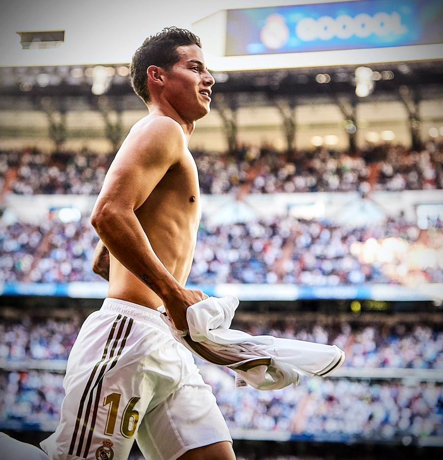 James Rodriguez Shirtless 2022