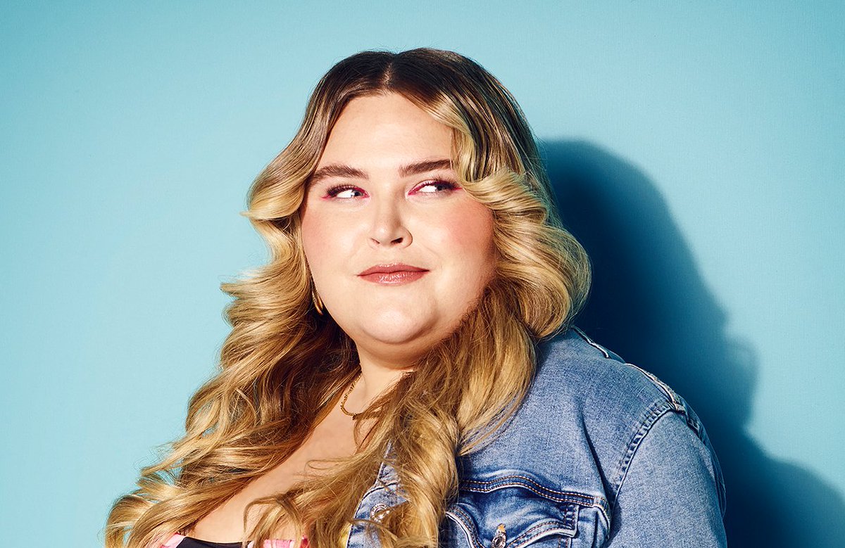 Brianna Wellen on Twitter: "Felicia is one of the best characters on TV, this chat between Lily ...