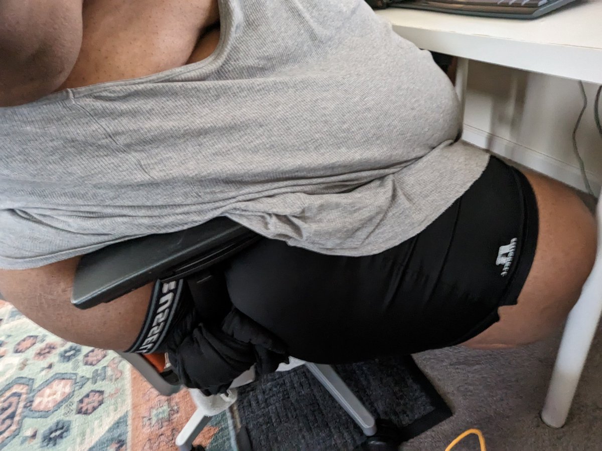 He's in my DMs sis. on Twitter: "Thick Thursday. Very wide load."