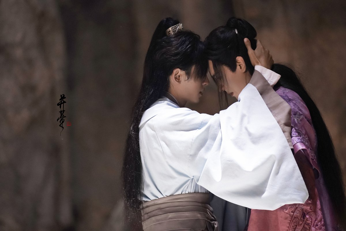 Zhang Zhehan o'Clock on Twitter: "#ZhangZhehan #张哲瀚 #GongJun #龚俊 #LLD #俊哲 #浪浪钉"