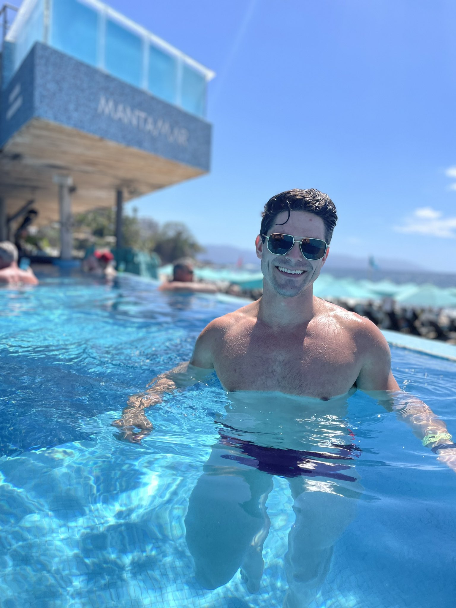 Devin Franco on Twitter: "Get wet with me 😏 https://t.co/XwFArsTPdn https://t.co/DOomObS7NZ ...