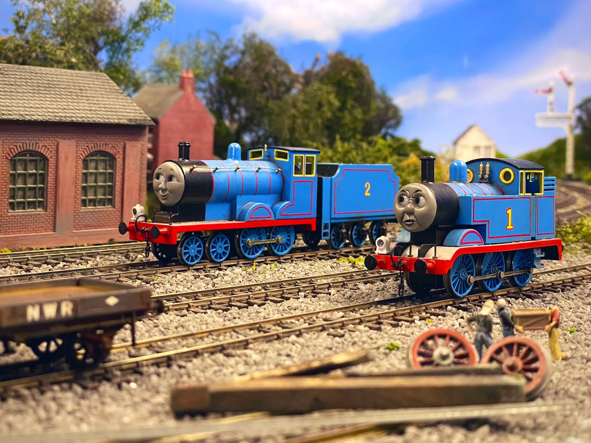 Calebtrain (@Calebtrain) さんのイラスト・マンガ作品まとめ (9 件) - Twoucan