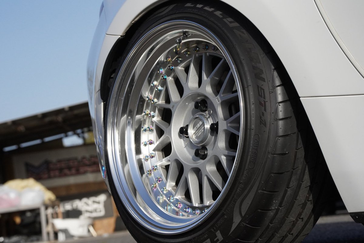 あべい on Twitter: "車高調とホイールを新しくしてカッコイイ車にして頂きました 車高調 MEGAN RACING ホイール CHEVLON RACING M1N 手掛けて頂いた ...