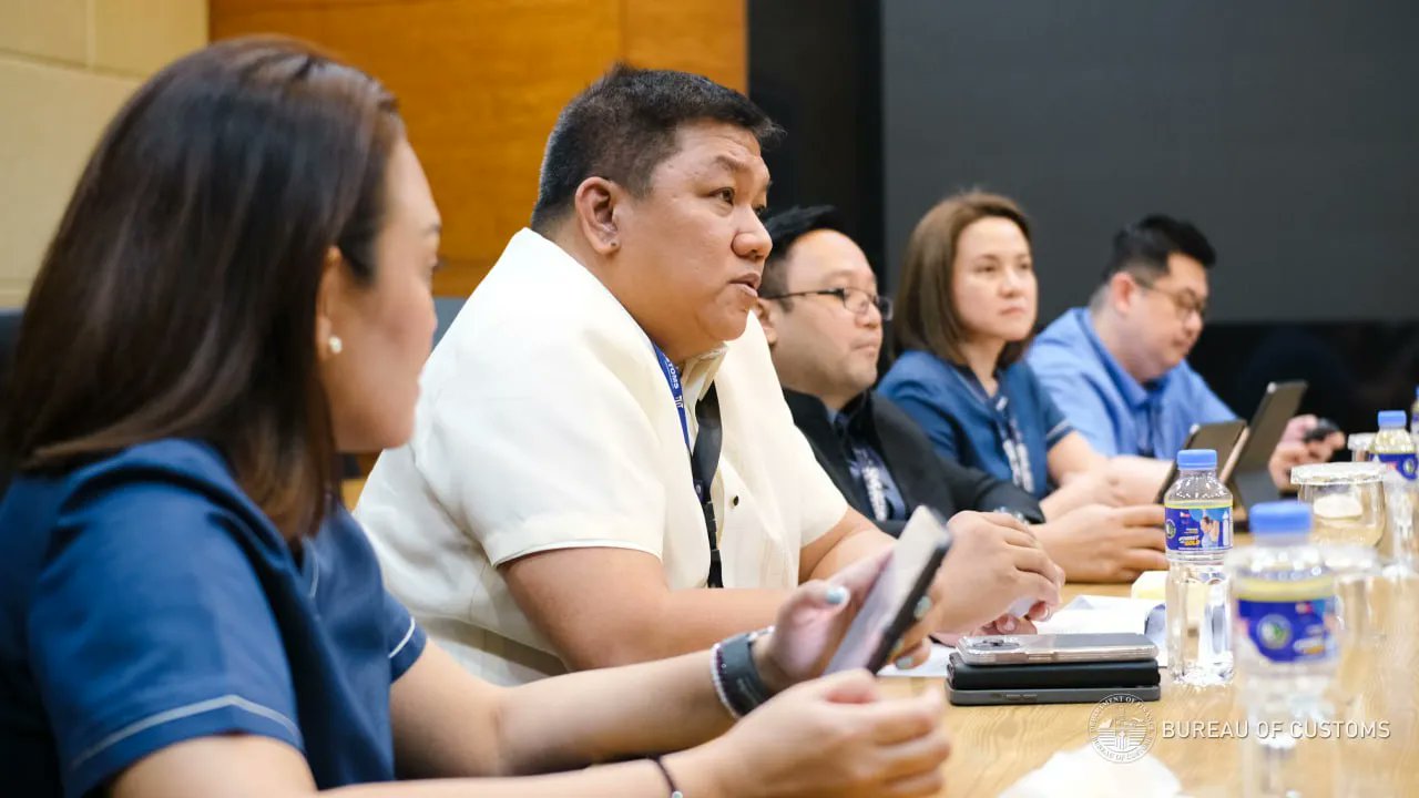 Bureau of Customs PH on Twitter: "LOOK: BOC Commissioner Bienvenido Rubio recently met with DOF ...