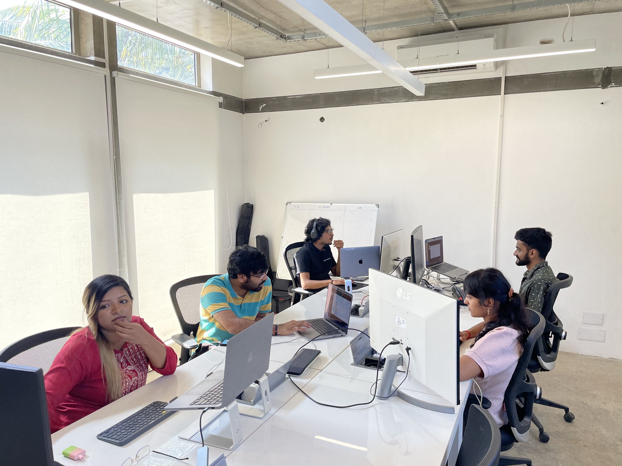 Naman Maheshwari on Twitter: "We hosted a hybrid hackathon over the long weekend at @NimbleBoxAI ...