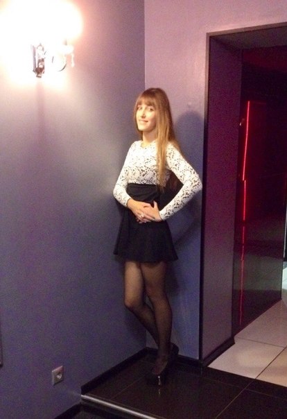 Amateur Pantyhose On Twitter Miniskirt High Heels And Sheer Black