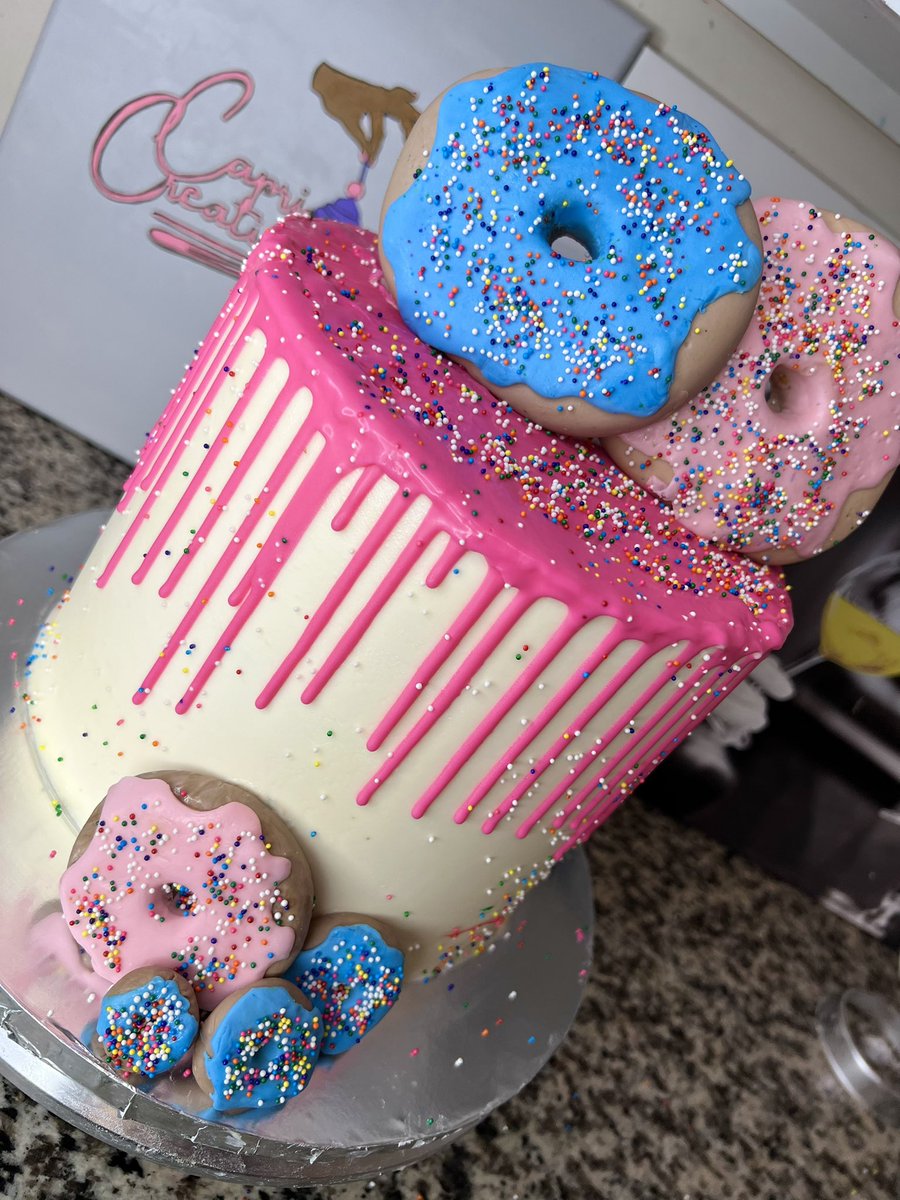 Capri on Twitter: "Dmv book with me🥰 https://linktr.ee/capricreationss?fbclid=PAAabPzeR4rlho8V ...