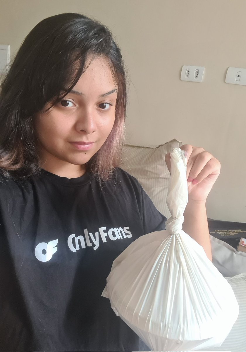 Baueny Barroco, BB 🕷 on Twitter: "Fui buscar a marmita da minha mãe na portaria, um bofe parou ...