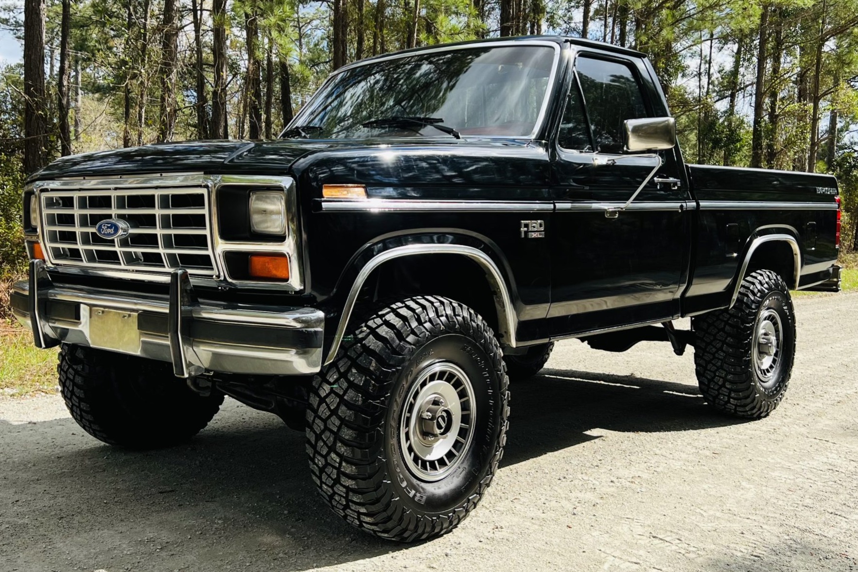 1984 Ford F150 Lifted