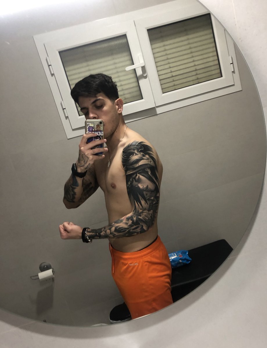 𝕽𝖔𝖈𝖍𝖆 ♤ on Twitter: "Hola (sin ofender)"